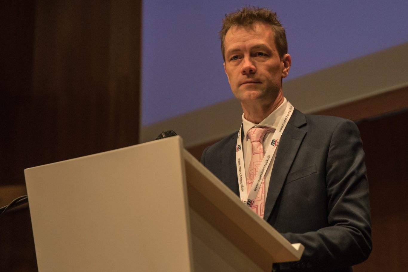 About us – De Vries